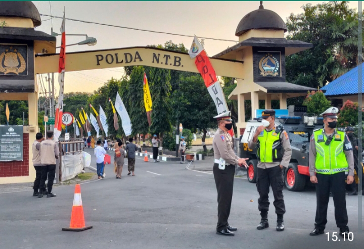 Idul Adha 1443 Hijriah, Polresta Mataram Amankan 15 Titik Lokasi Sholat ... Idul Adha 1443 Hijriah, Polresta Mataram Amankan 15 Titik Lokasi Sholat ...