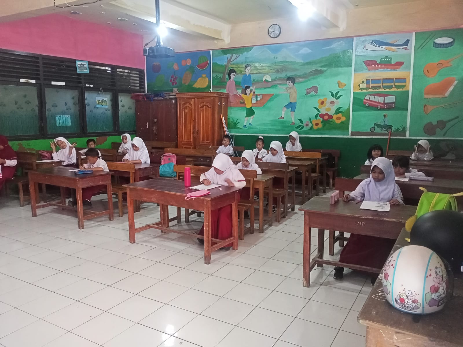 UPT SPF SD Inpres Mongisidi Makassar Laksanakan Penilaian Akhir ... UPT SPF SD Inpres Mongisidi Makassar Laksanakan Penilaian Akhir ...