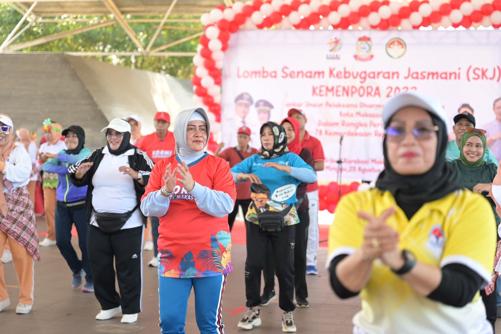 Serunya, Indira Yusuf Ismail SKJ Bareng Pengurus DWP dan Kormi Makassar - BN Nasional