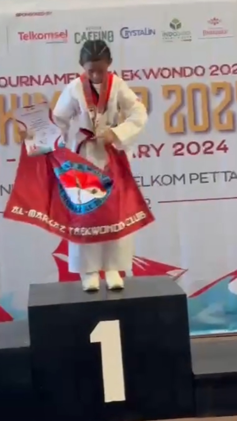 Wow Keren! Siswa UPT SPF SDN Kalukuang I Makassar Raih Medali Emas Kejuaraan Taekwondo 2024 - BN ...
