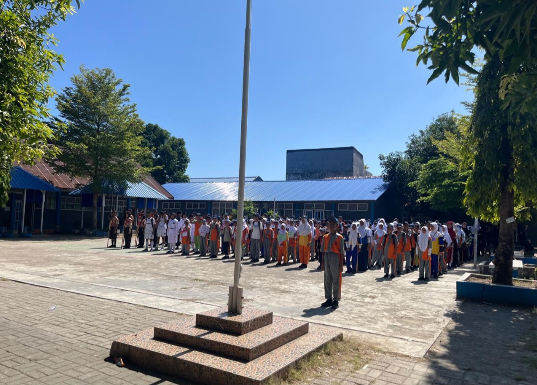 Perdana Di TP 2024-2025, UPT SPF SMPN 24 Makassar Gelar MPLS Untuk ...