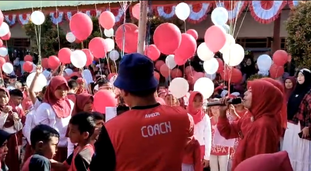 UPT SPF SDI Sambung Jawa 1 Makassar Buka Porseni di Tandai Pelepasan Balon ke Udara - BN Nasional