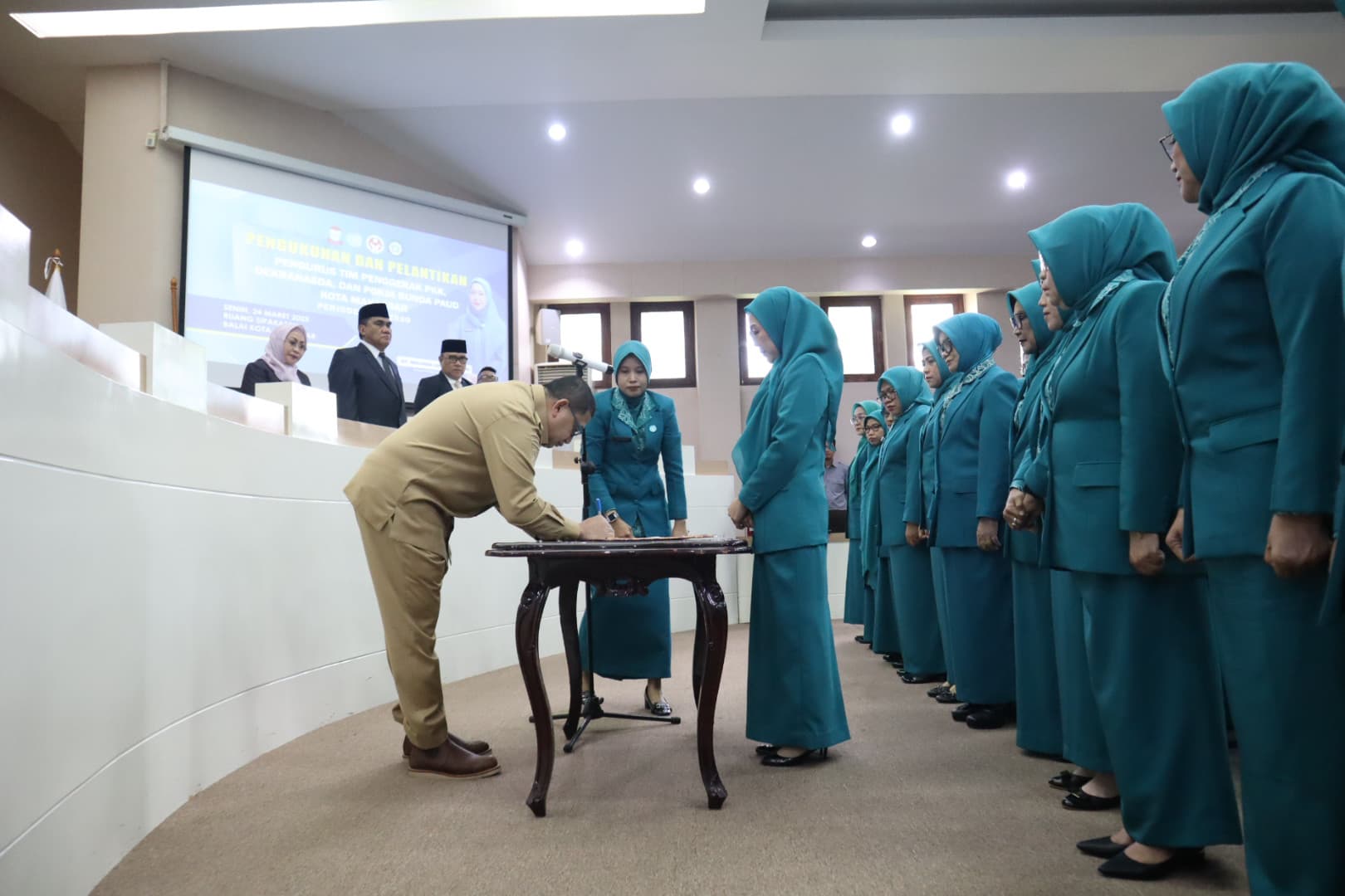 Ini Harapan Munafri Arifuddin Kepada Pengurus Baru TP PKK, Dekranasda, dan Pokja Bunda PAUD - BN ...