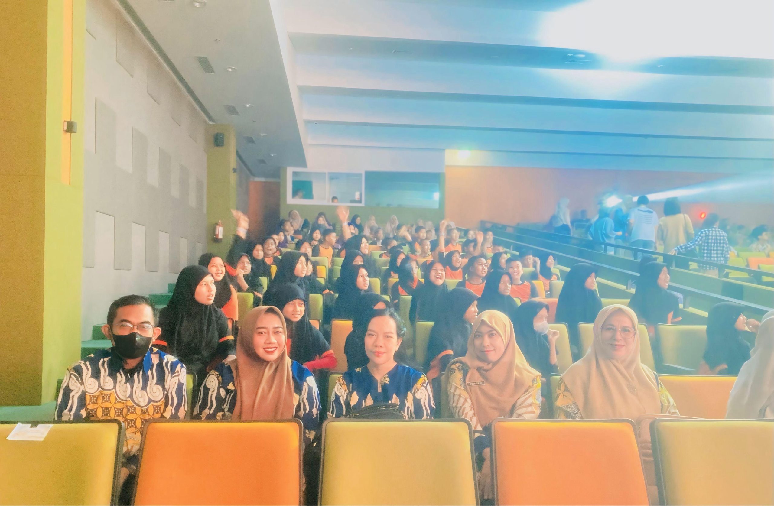 45 Siswa SDN Maccini Sombala Makassar Hadiri Peringatan HAN 2025 di ...